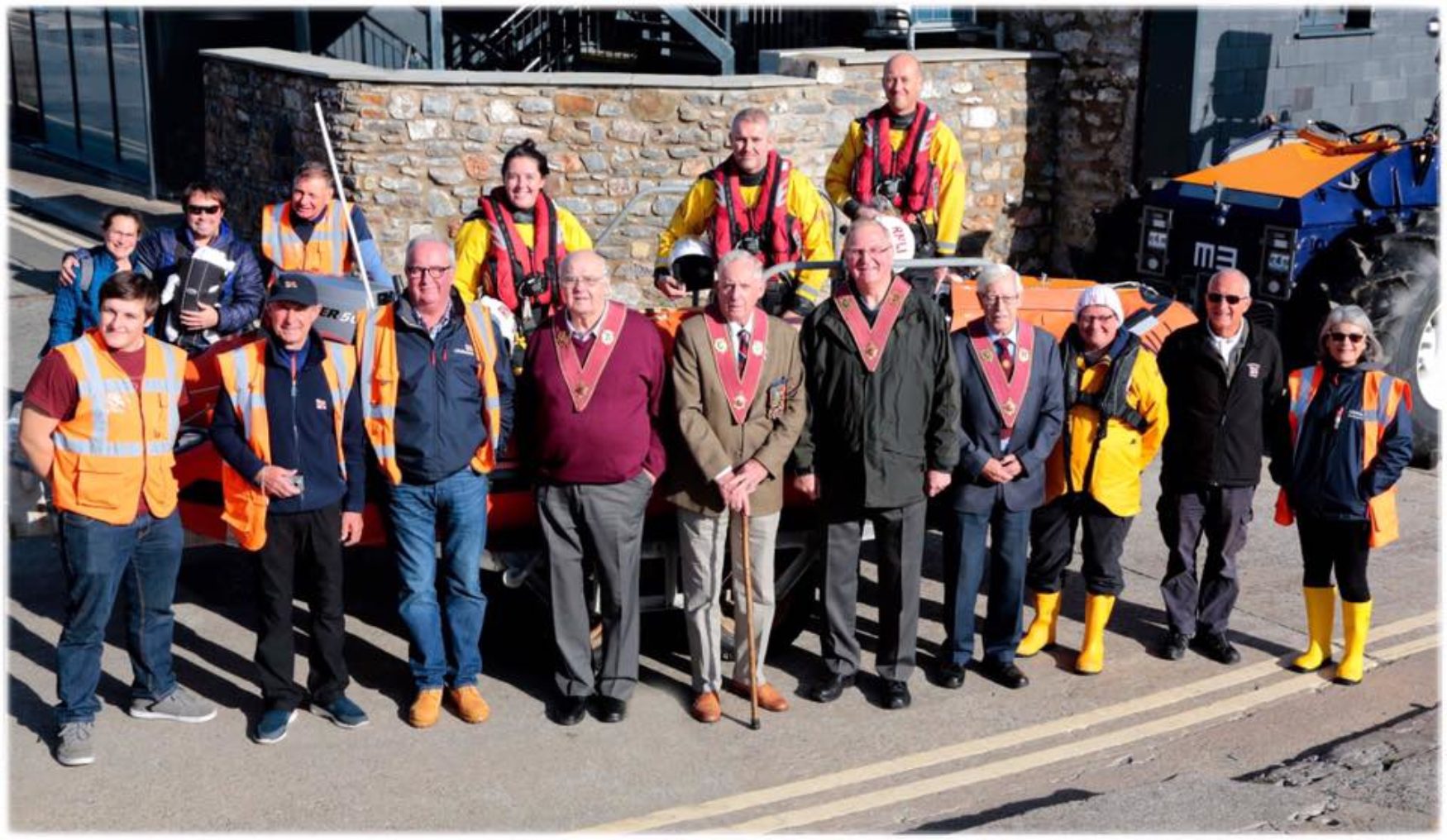 Pencoed RAOB ‘The Buffs’ Donate £500 to Porthcawl RNLI | Porthcawl RNLI